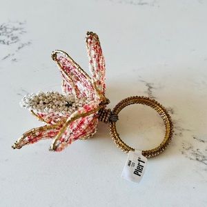 Pier 1 | Dining | Pier Beaded Hibiscus Napkin Rings Set | Poshmark